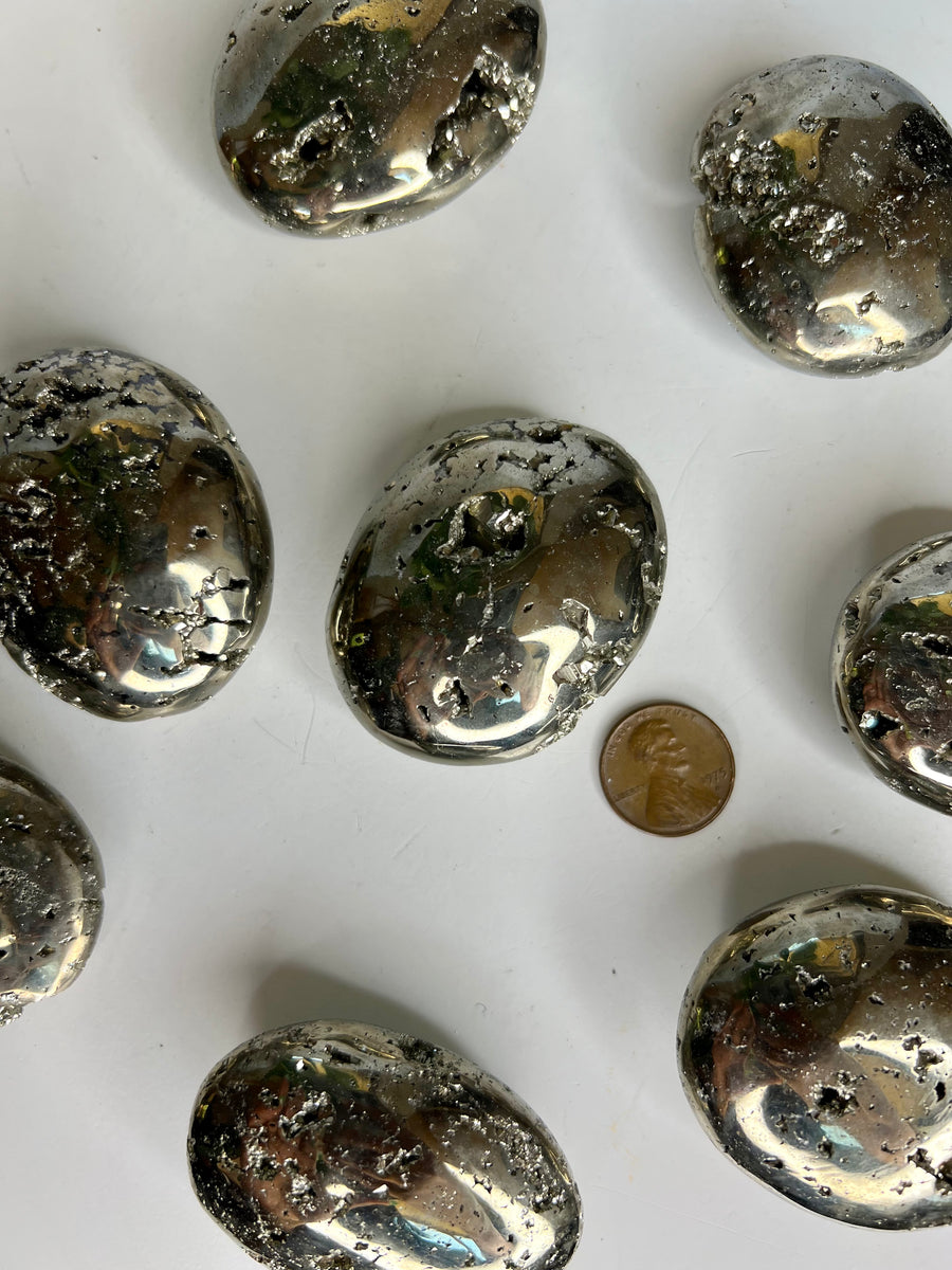 Peruvian Pyrite Palm Stone by GEMZY – Gemzy